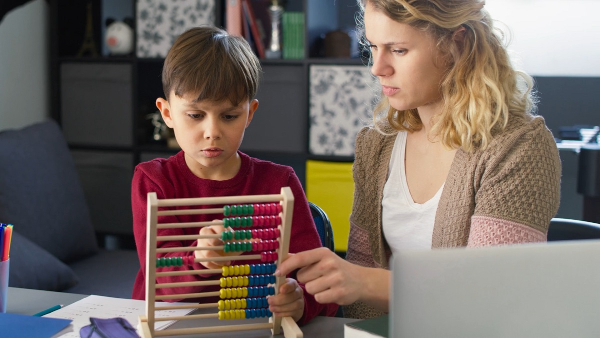 Interactive 4th Grade Math Quiz | Practice and Learn